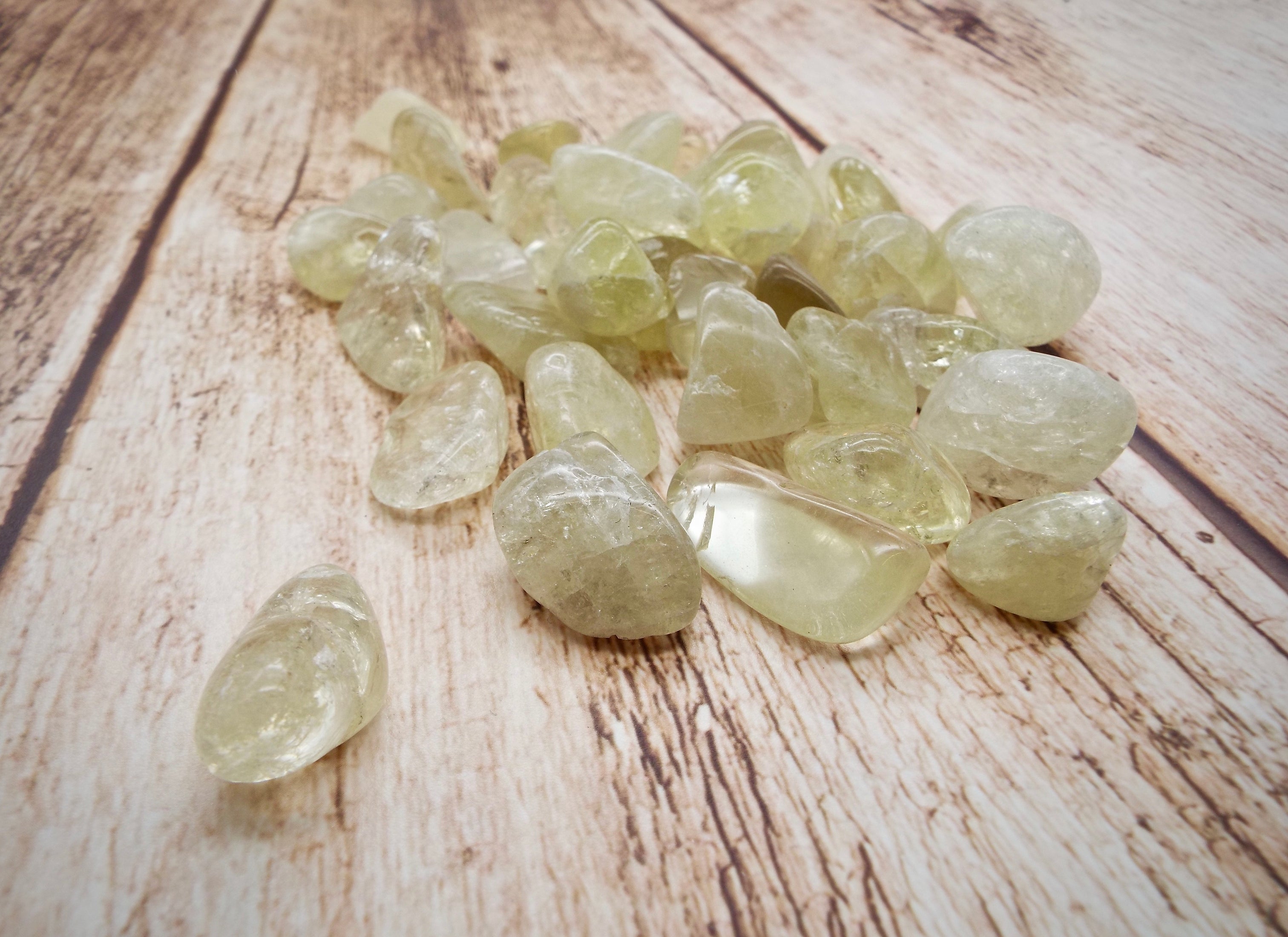Lemon quartz – Stoneage Natural Rocks