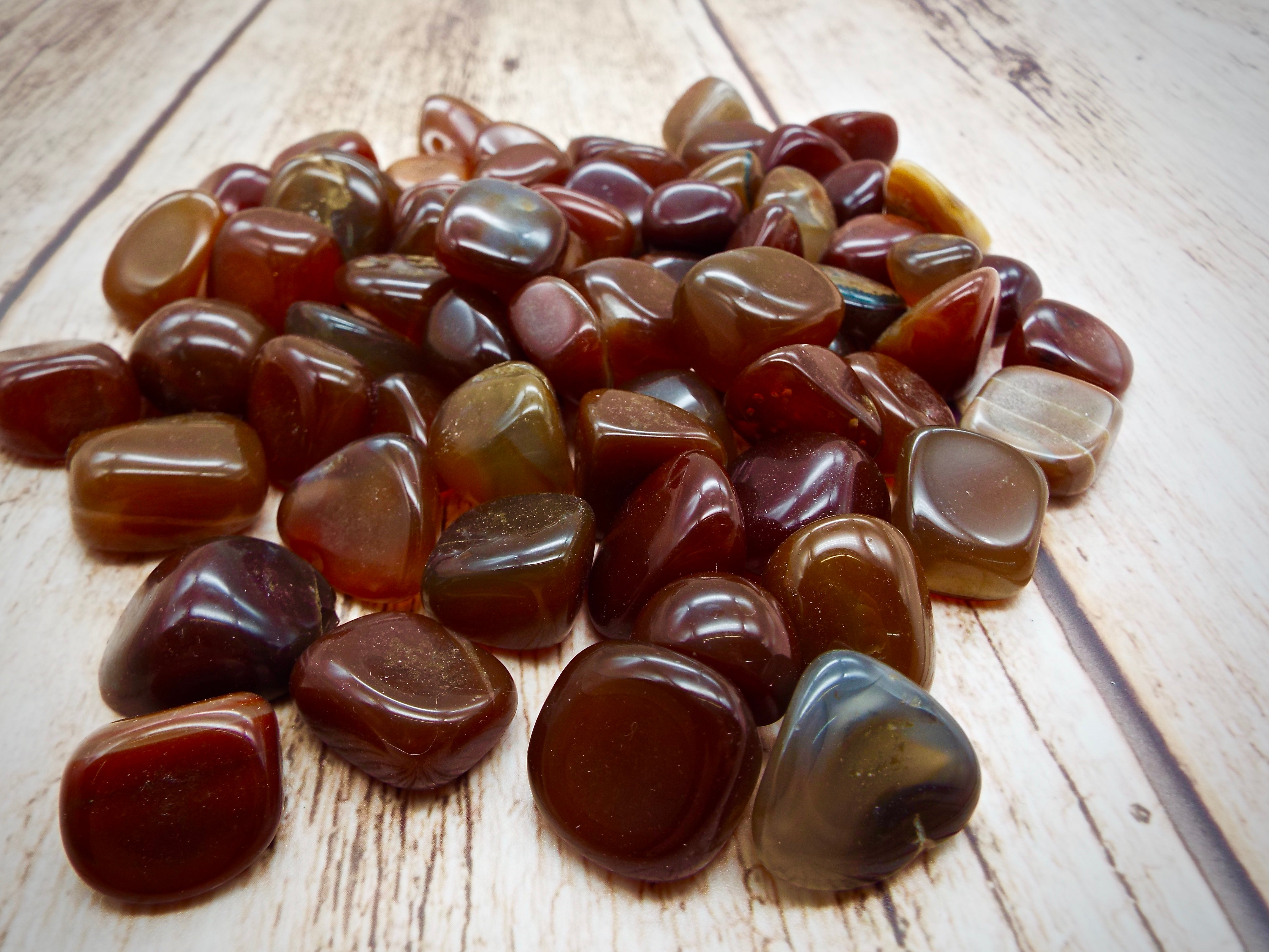 Red Agate – Stoneage Natural Rocks
