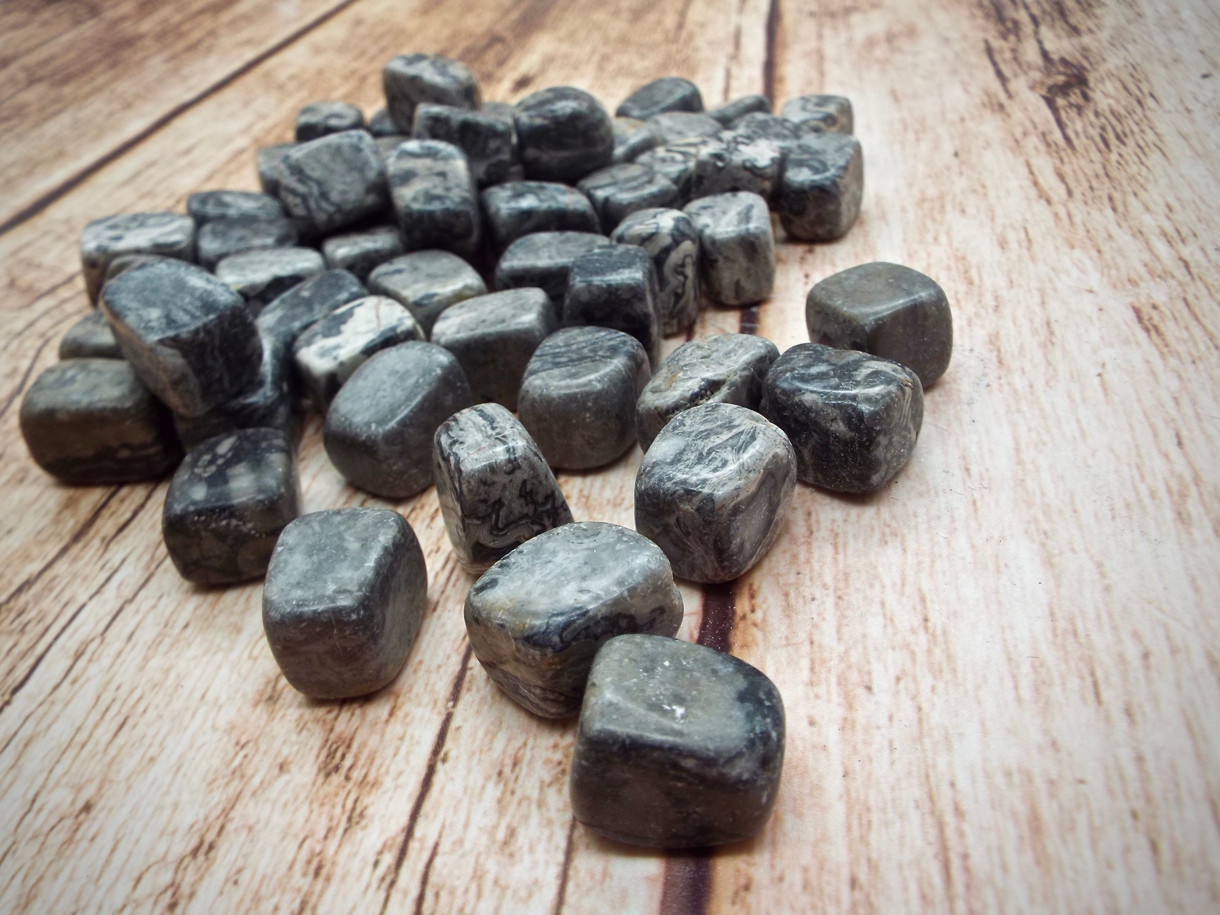 Grey jasper – Stoneage Natural Rocks