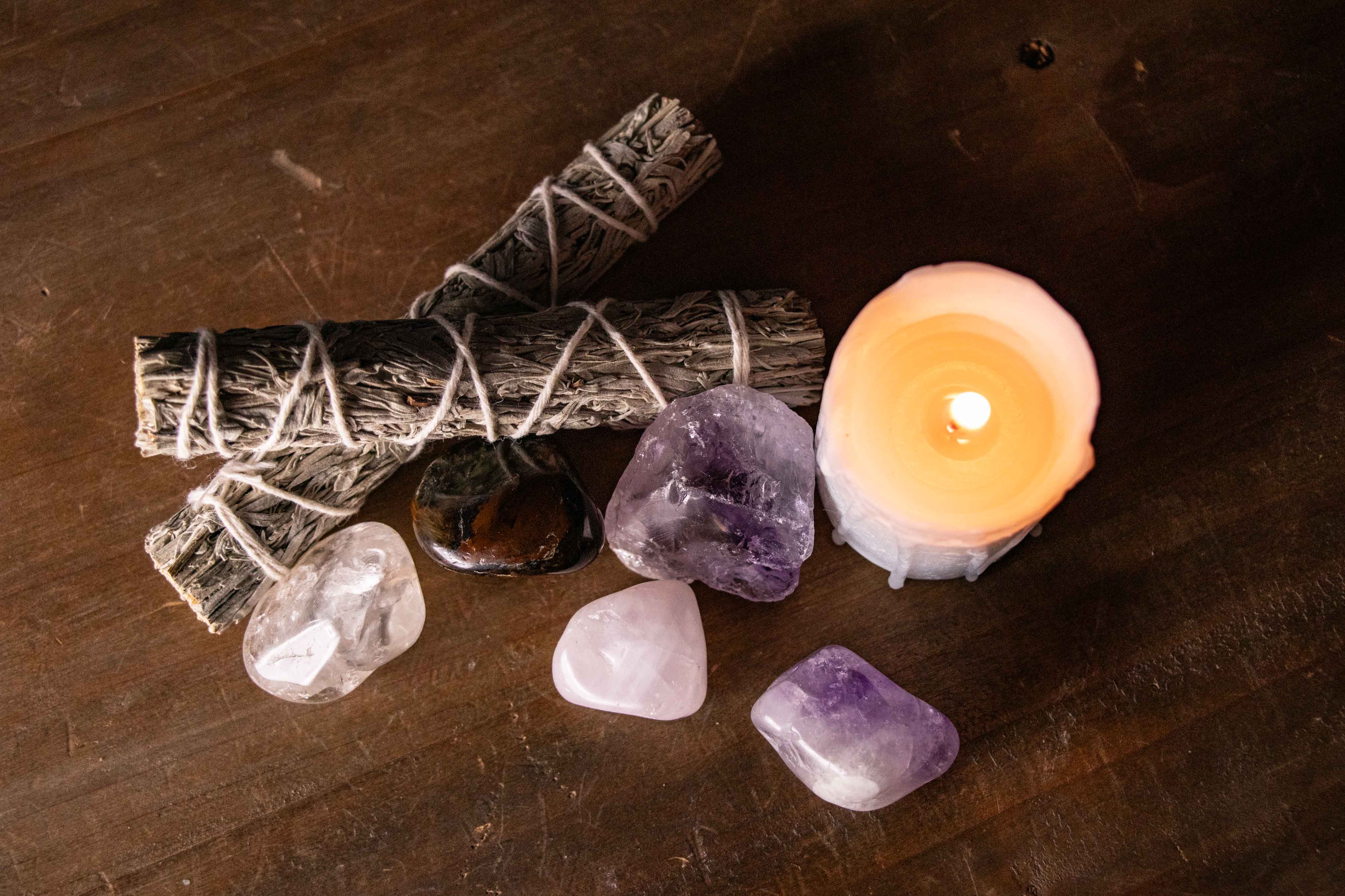 Crystal Starter Guide: Begin Your Crystal Collection with C – Stoneage ...