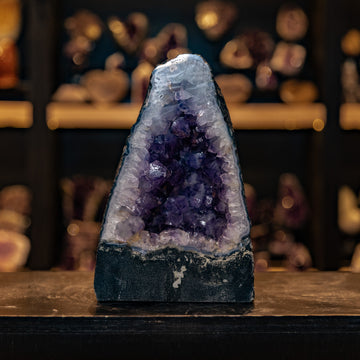 Stoneage Natural Rocks & Crystals