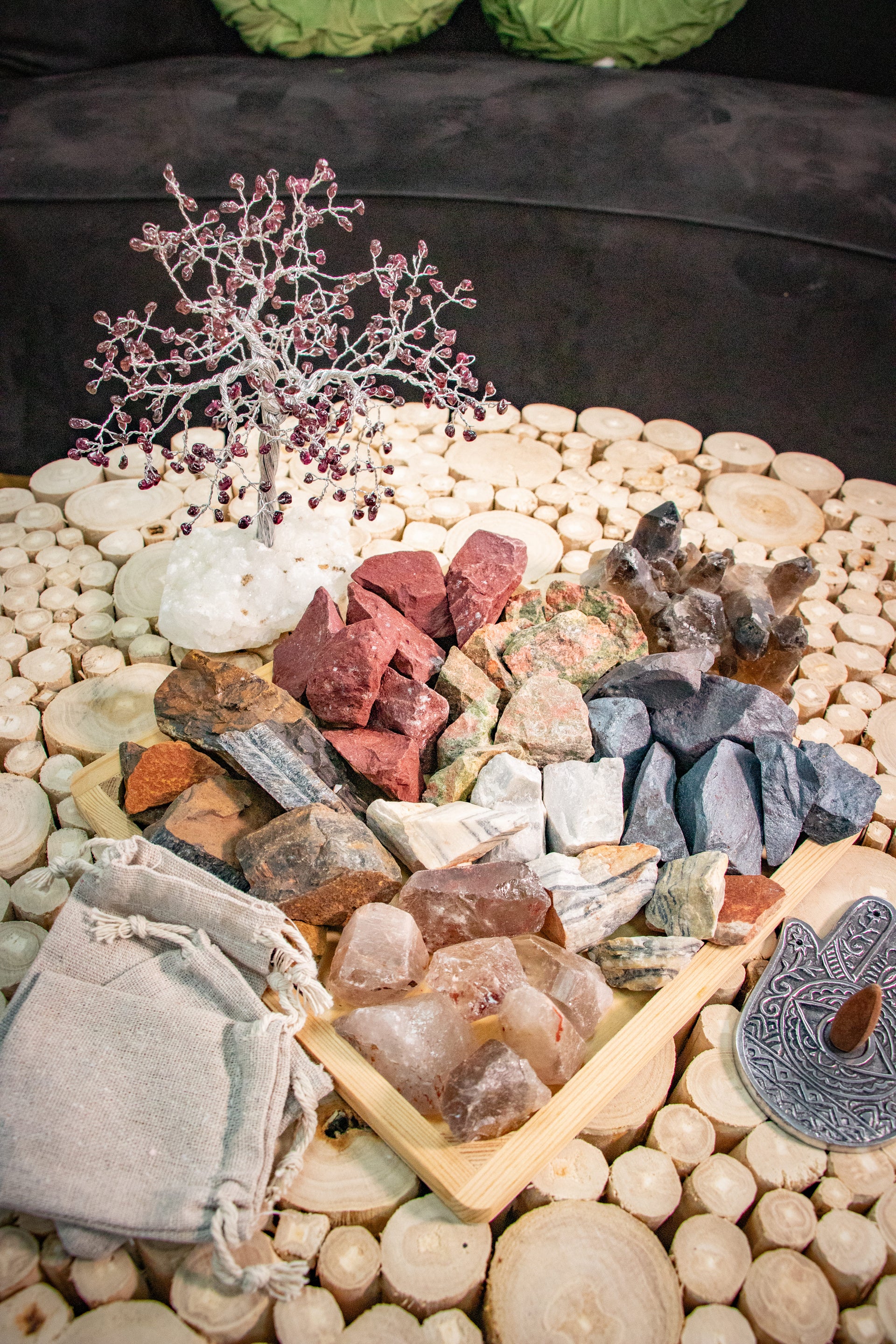 Stoneage Natural Rocks & Crystals